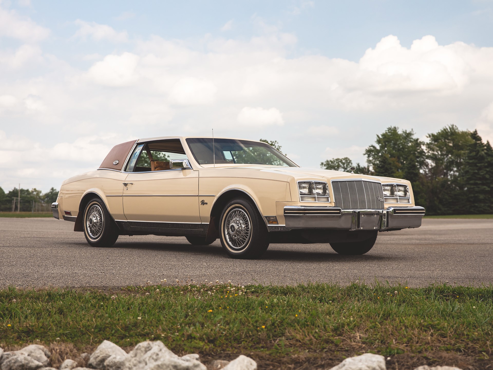 1980 Buick Riviera | Auburn Fall 2020 | RM Sotheby's 1980 Buick Riviera | Auburn Fall 2020 | RM Sotheby's